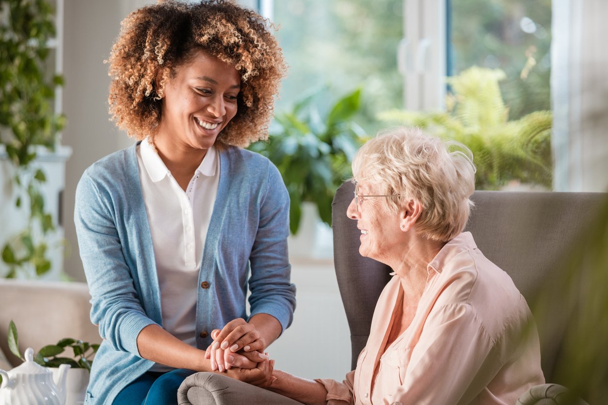 Volunteering and the Mental Health Benefits for Seniors | Presbyterian ...